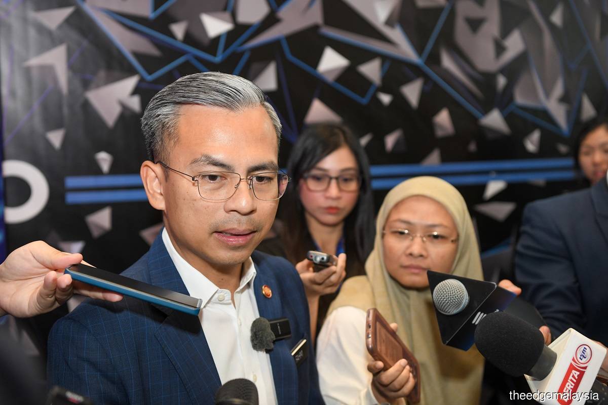 Fahmi: Govt eyeing eKYC rollout for social media by 2Q2026 | KLSE Screener